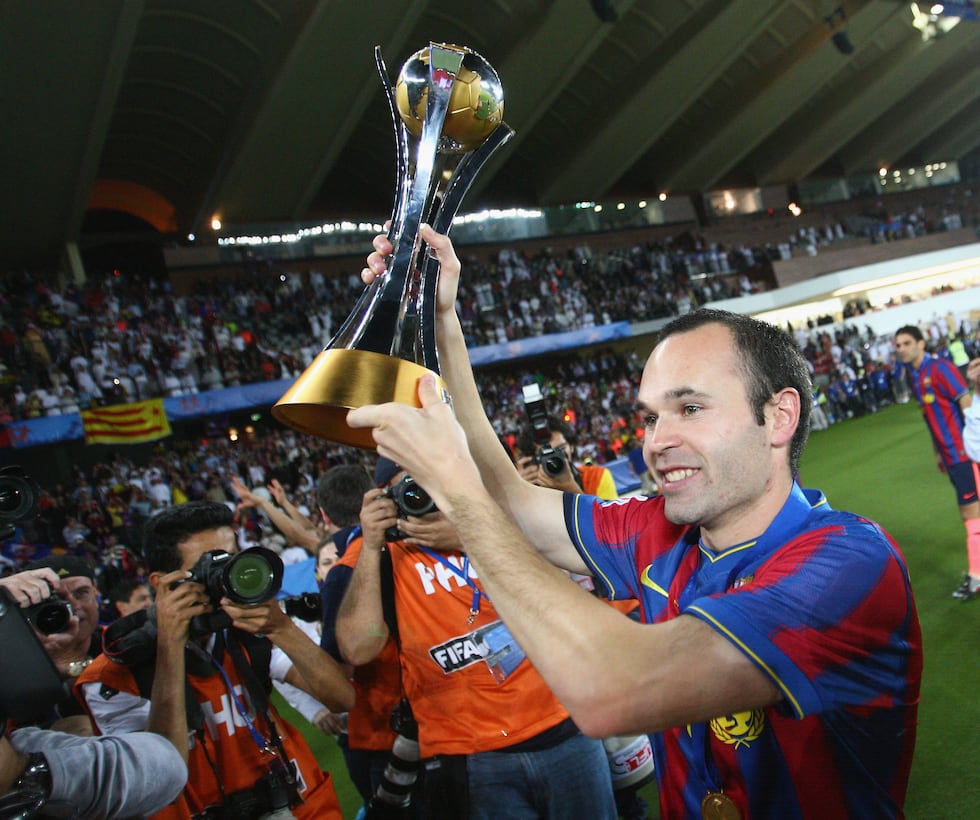 La carrera de Andrés Iniesta y sus 10 momentos clave, en imágenes ...