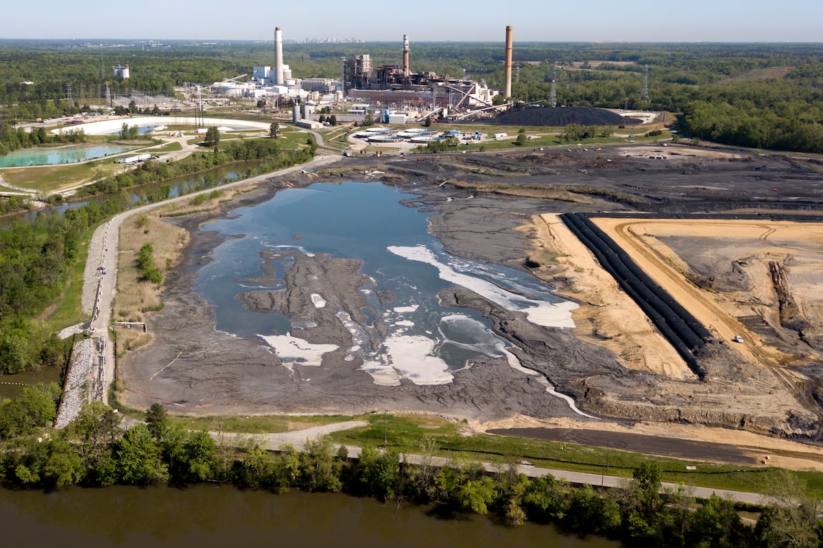 EPA rule would force clean-up of toxic coal ash dumped in landfills and ...