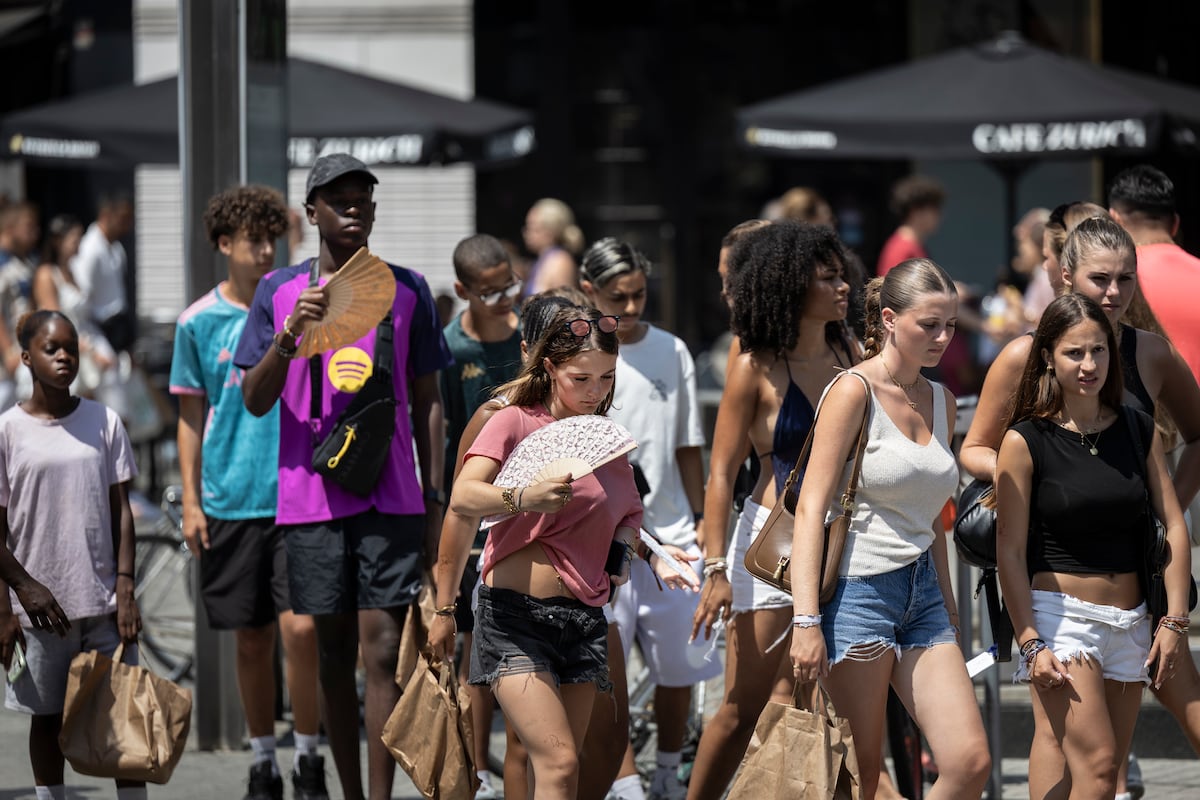 Barcelona bate su récord de calor en un mes de agosto: 38,9 grados ...