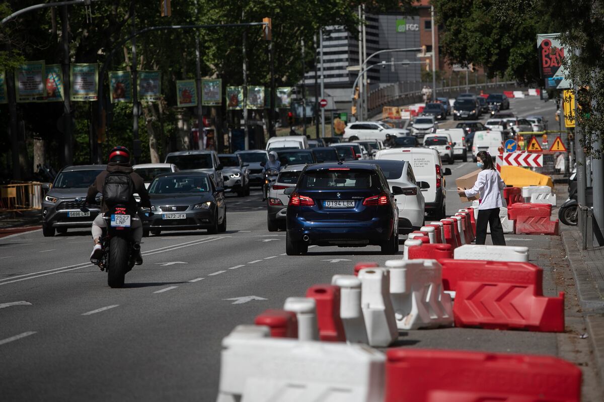 Via Augusta: Un carril bici en el santuario del coche de Barcelona ...