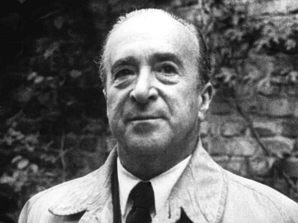 Julio Camba: el periodismo al margen entra en el canon (y sale de las ...