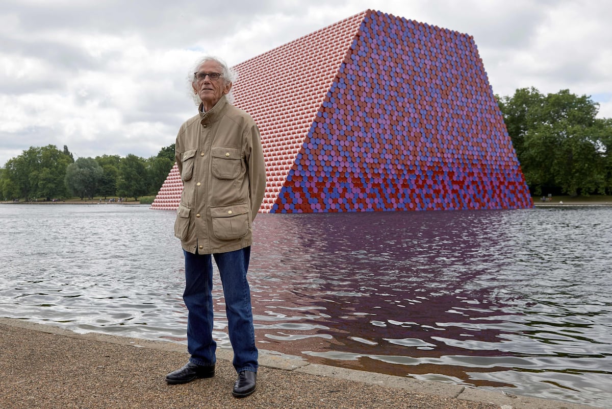 Fallece Christo, el artista que envolvió el mundo, a los 84 años ...