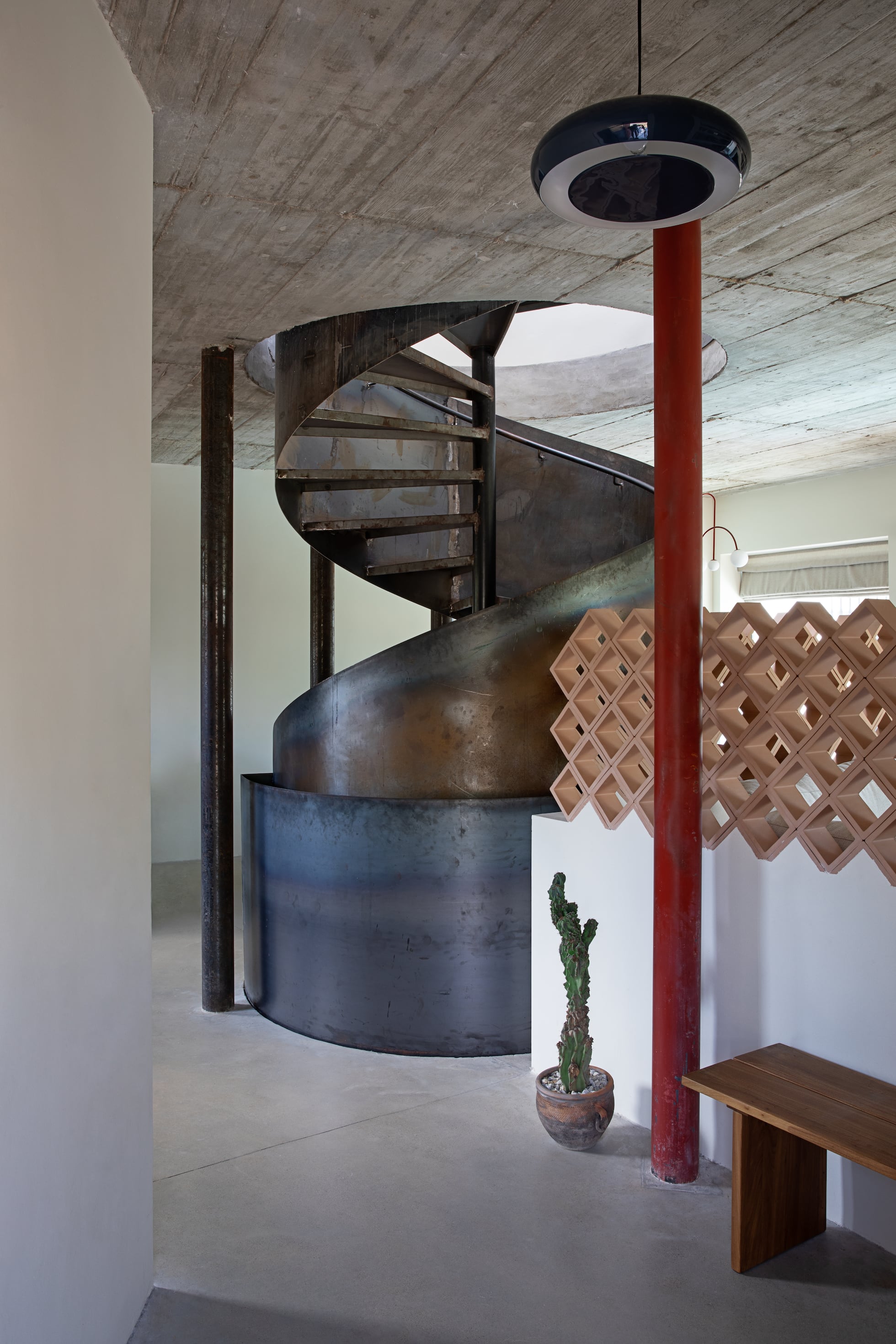 “Es como un extraterrestre”: así es Nuez Moscada, la casa de Málaga con ...