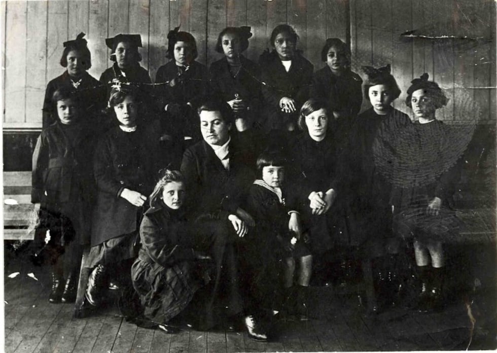 Elizabeth Horan: “Gabriela Mistral es para América Latina tan ...