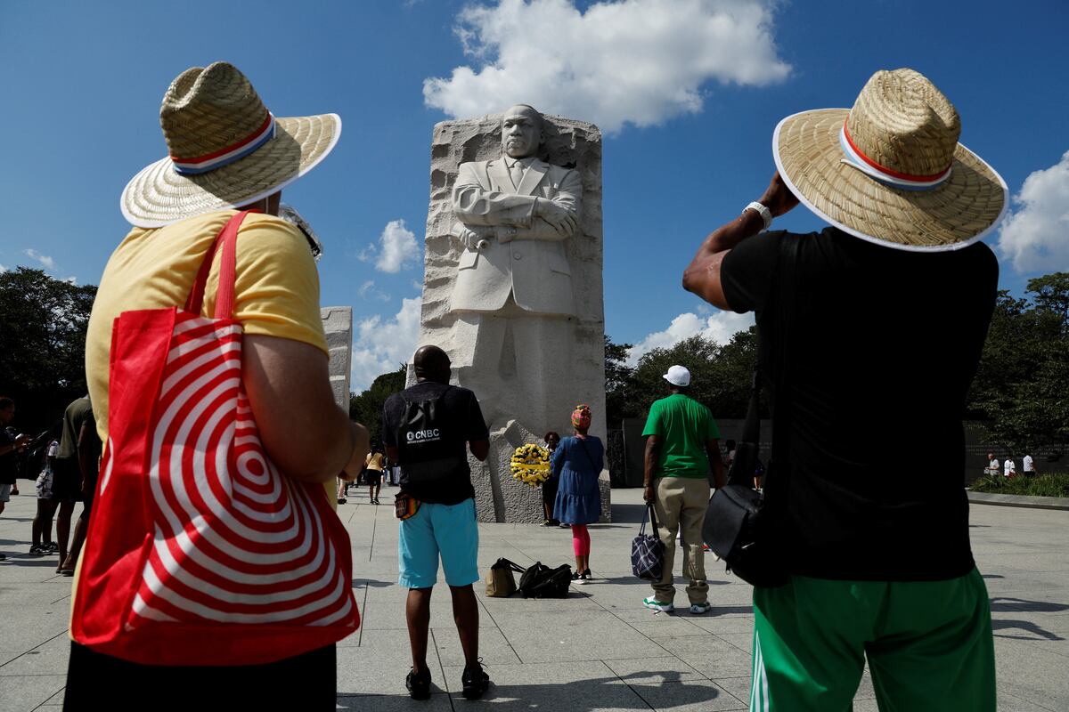 Thousands converge on National Mall to mark the March on Washington’s ...