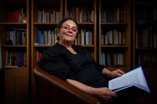 Elizabeth Lira, académica: “En Chile, el valor de la verdad vale poco ...