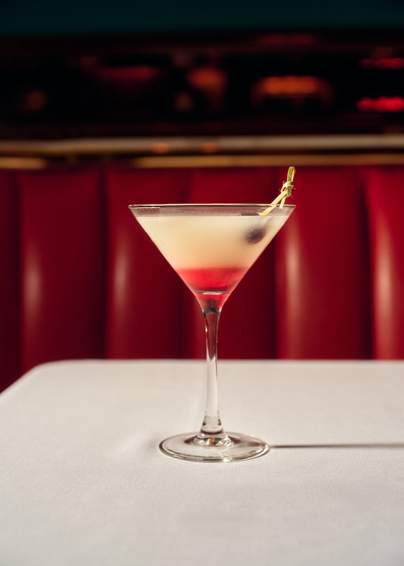 The Russian Tea Room in New York: A cinematic story for a cinematic ...