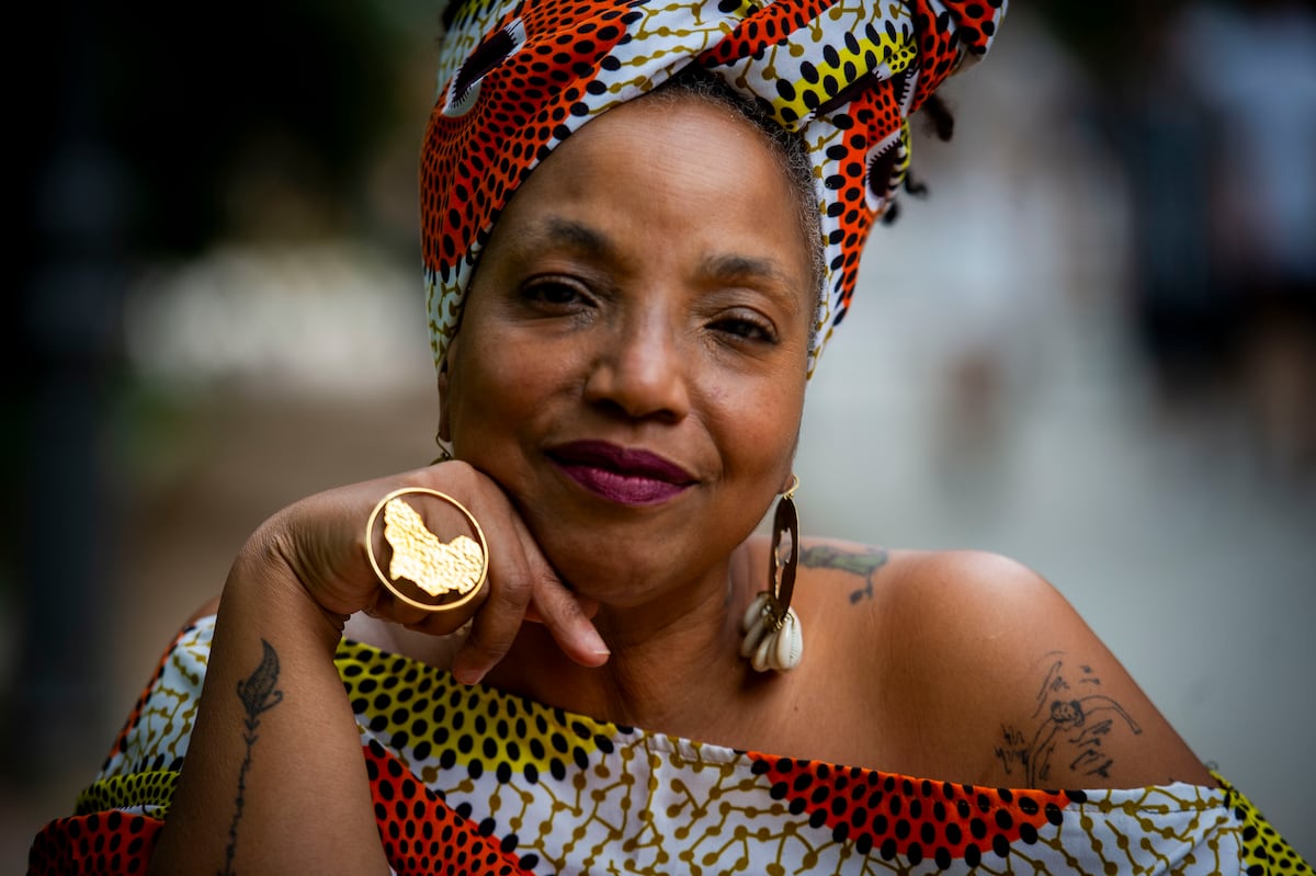 Yolanda Arroyo Pizarro, escritora antirracista y afrofuturista ...