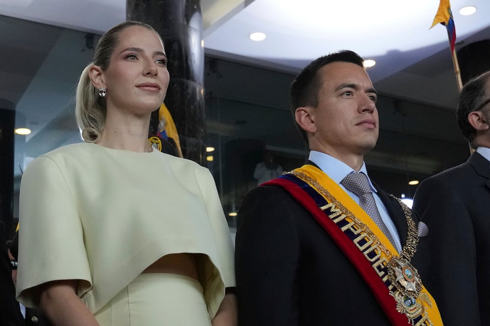 Lavinia Valbonesi: Ecuador president’s wife planning to build luxury ...