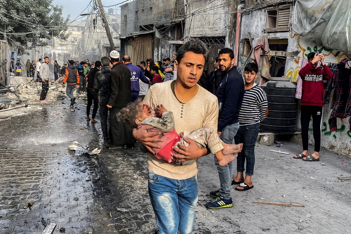 Palestina: El miedo y la muerte vuelven a Gaza: “Están bombardeando más ...