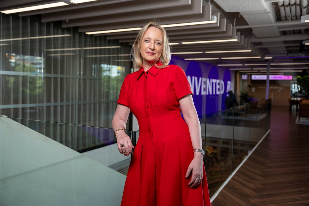Julie Sweet, presidenta de Accenture: “Ser resiliente es clave, pero ...