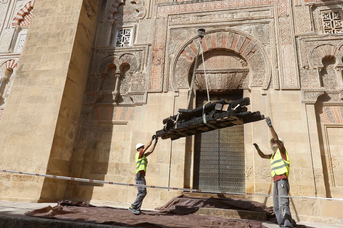 La policía prevé entregar el informe sobre el incendio de la Mezquita de Córdoba esta semana al ...