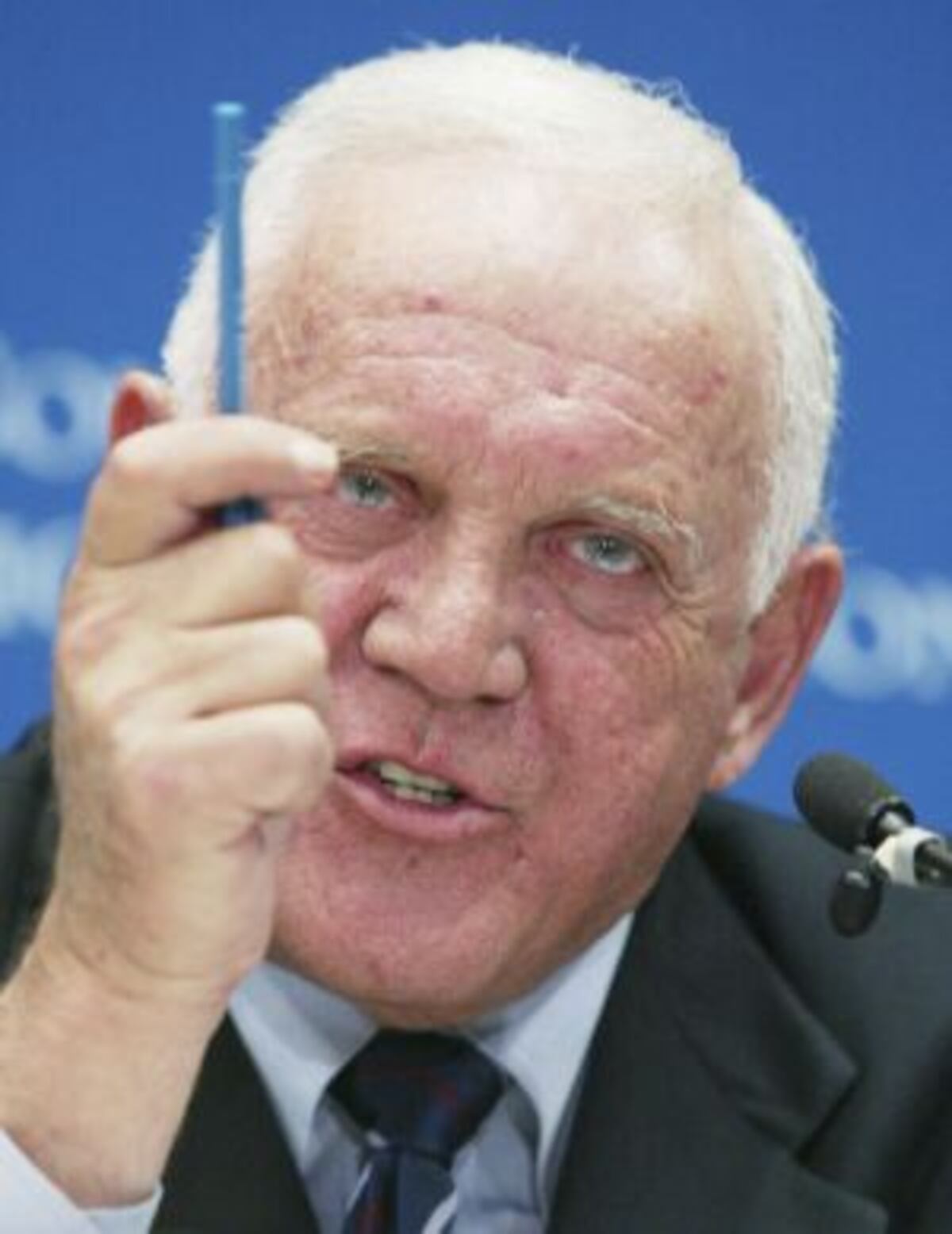 Warren Rudman, una voz contra la deuda pública | Economía | EL PAÍS