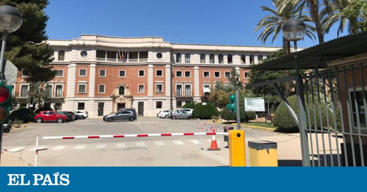 La Misericordia: Un alumno de 3º de la ESO hiere con un cuchillo a una profesora en un instituto ...