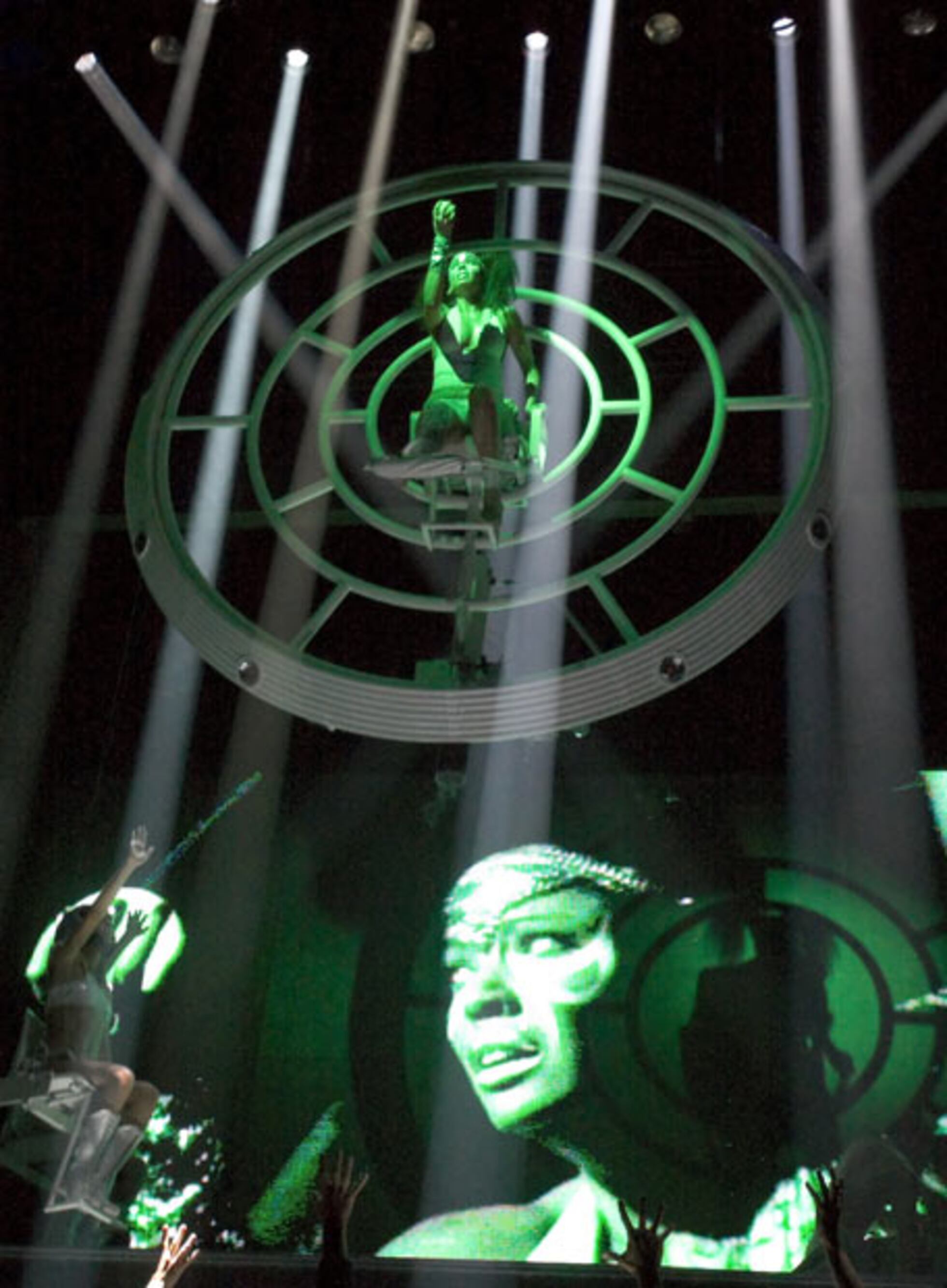 El 33 se va de Madrid | Fotos | Fotos | EL PAÍS