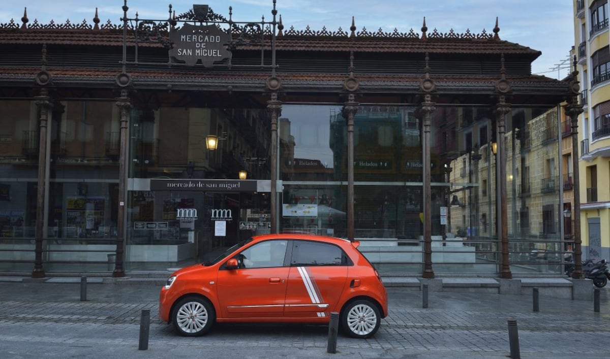 ‘You traded a Ferrari for a Twingo’: Renault makes the most of Shakira ...