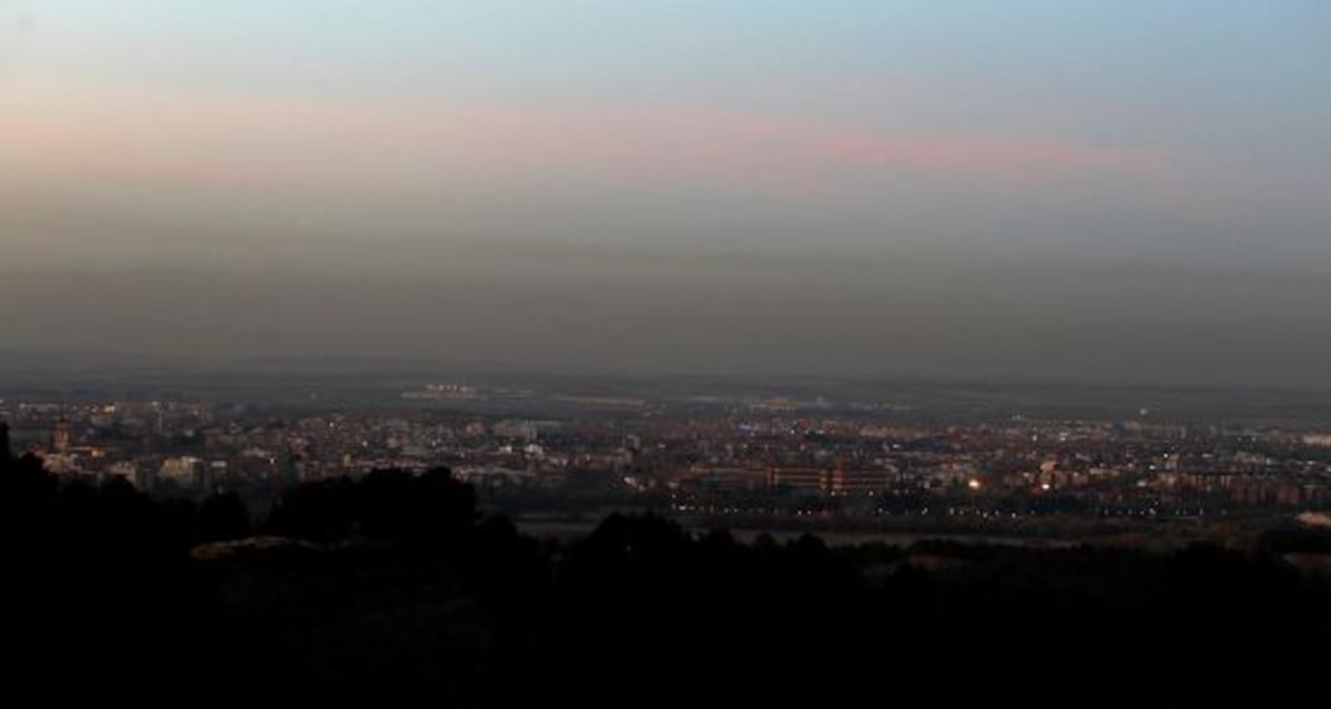 Madrid air pollution: Madrid maintains downtown parking ban as high ...