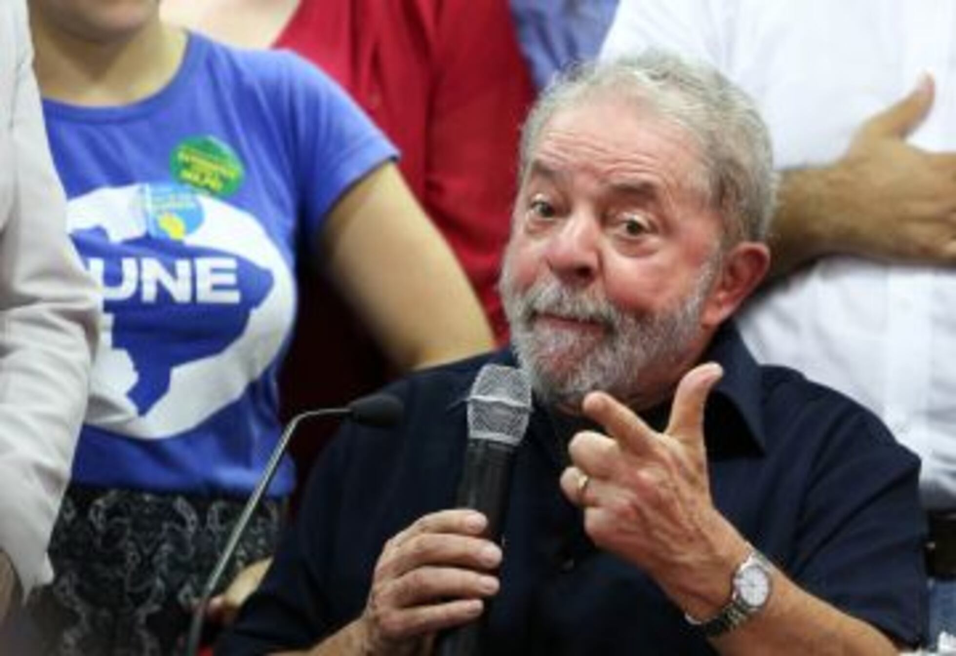 ‘Velho’ Lula revive para minimizar acusações e se lançar às ruas ...