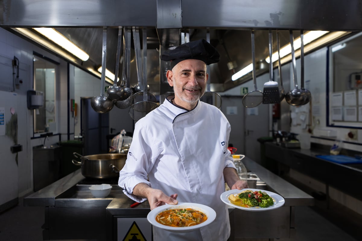 El chef que cambió las cocinas de estrellas Michelin por las de una ...