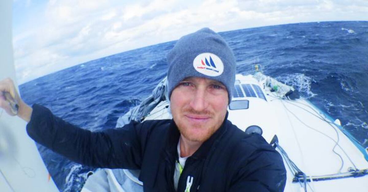 Colman y Bellion, seriamente dañados, deciden seguir hasta la meta ...