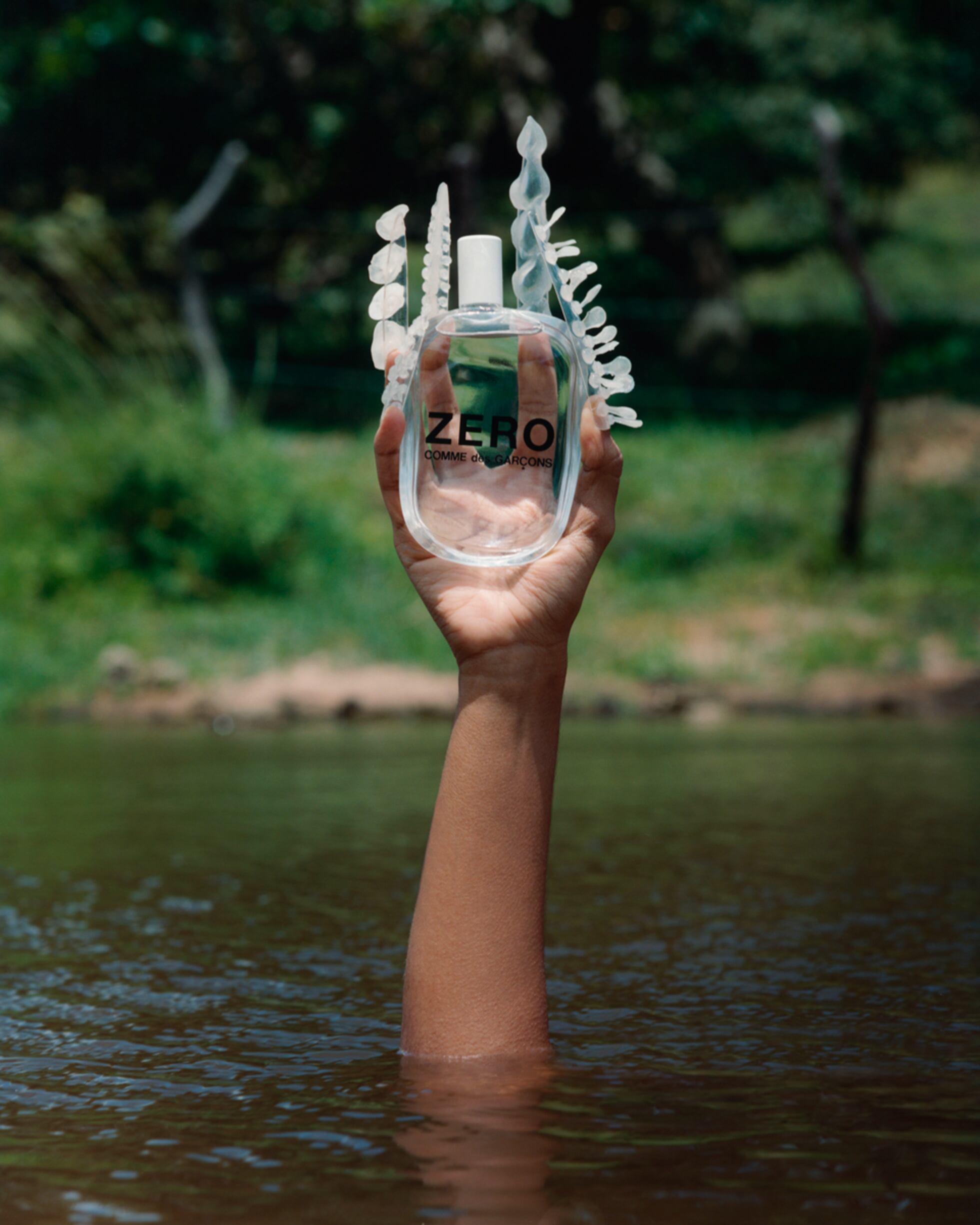 ‘Zero’ es más: la fragancia que apuesta por la radical simplificidad de ...