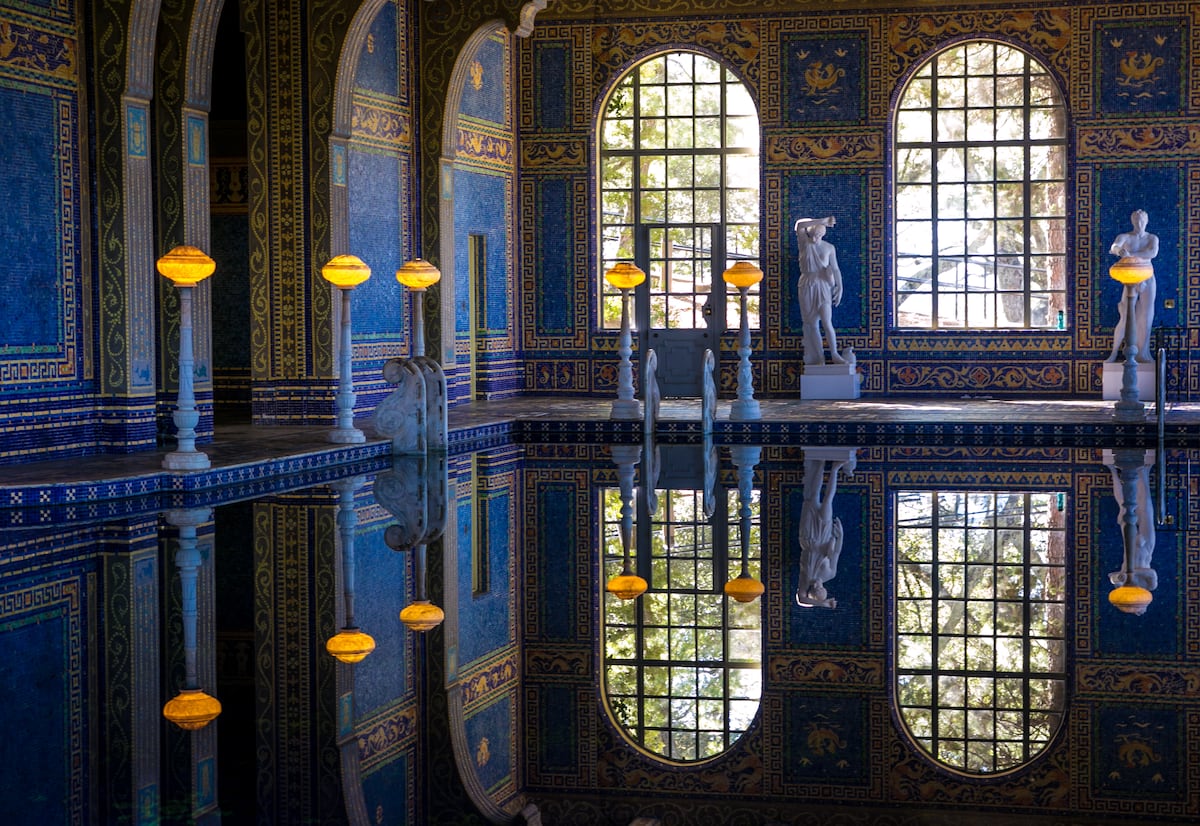 Del palacio rosa de Jayne Mansfield al delirante castillo Hearst: paseo ...