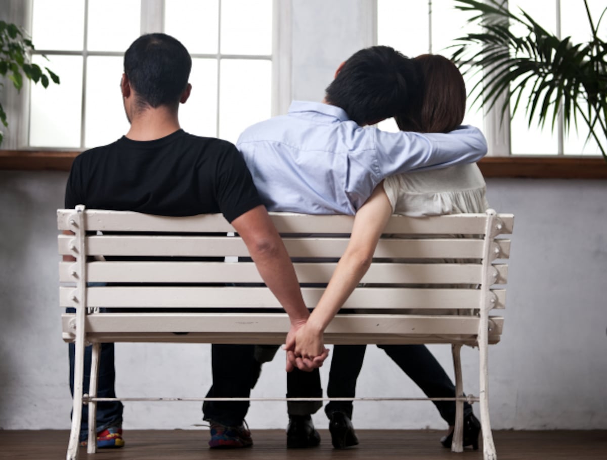 What is love triangulation, and why it can be extremely harmful ...