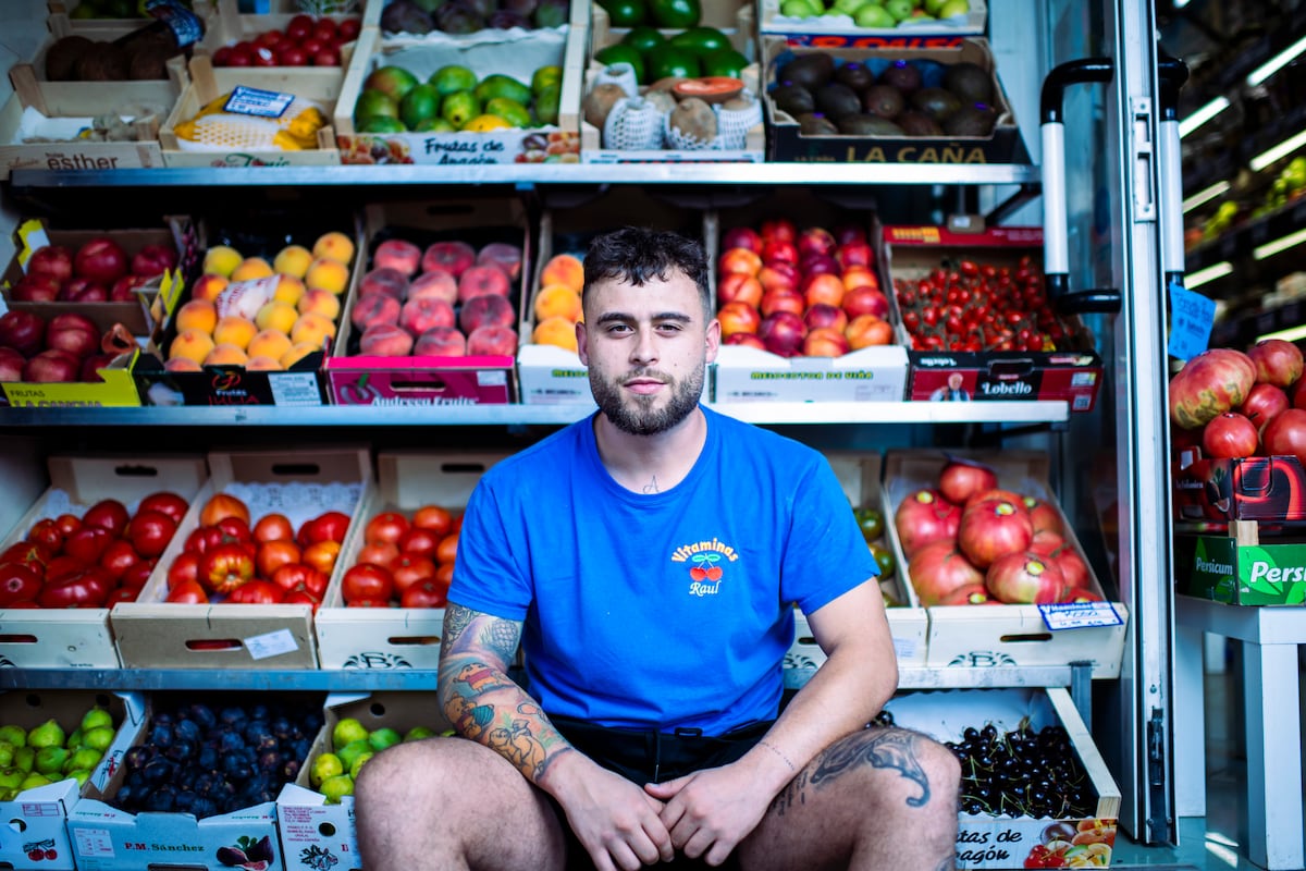 El frutero ‘tiktokero’ que pone de moda frutas exóticas como los ...