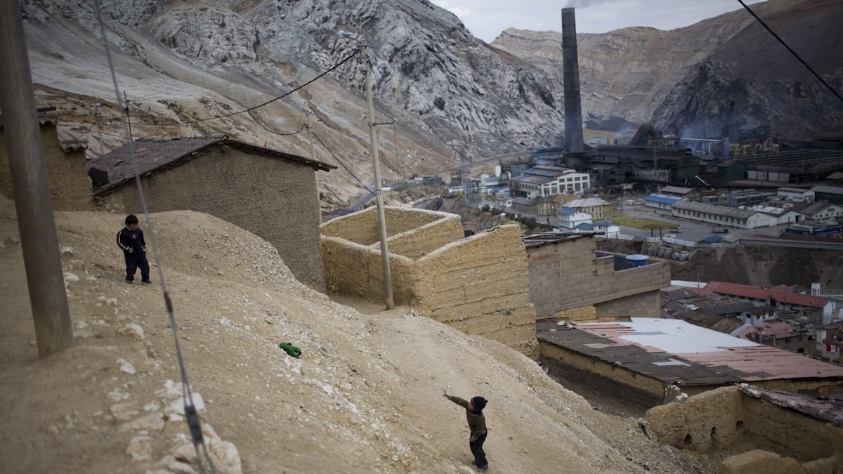 Un año después de la condena internacional a Perú, La Oroya sigue ...