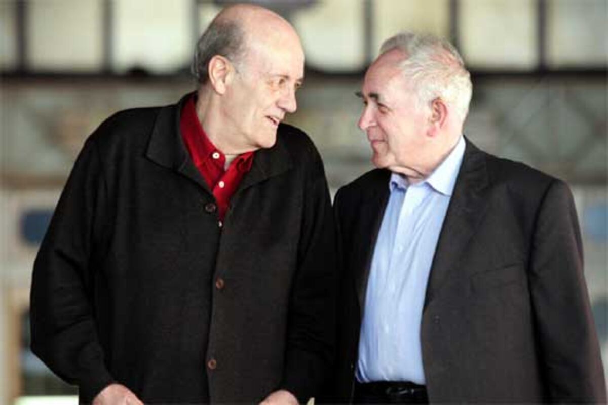 Los filósofos Ernst Tugendhat y Javier Muguerza | Babelia | EL PAÍS