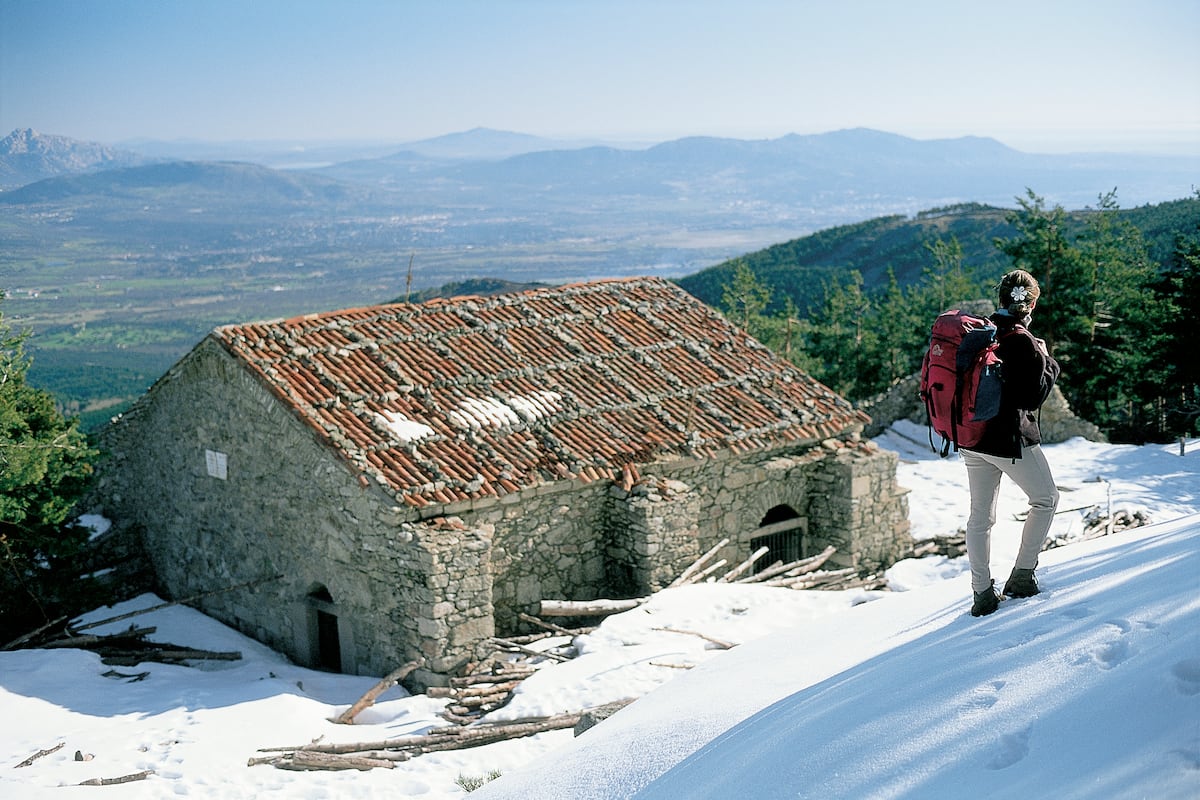 Al encuentro de ocho pozos de nieve en España, los frigoríficos de hace siglos | Escapadas por ...