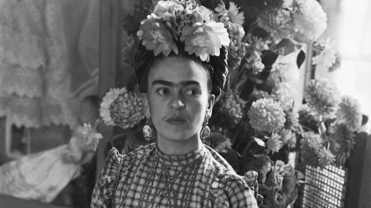 Frida Kahlo: Her accident, inspiration and legacy in the art world ...