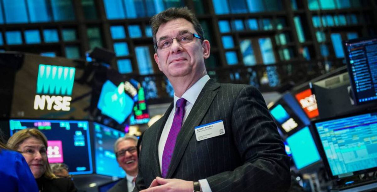 El CEO de Pfizer vendió acciones el día en que anunció el avance de la ...