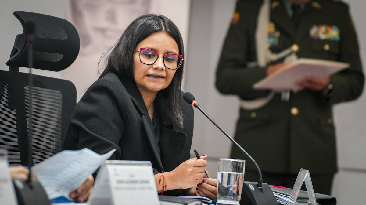 Petro pide la renuncia de Angie Rodríguez, su directora de la ...