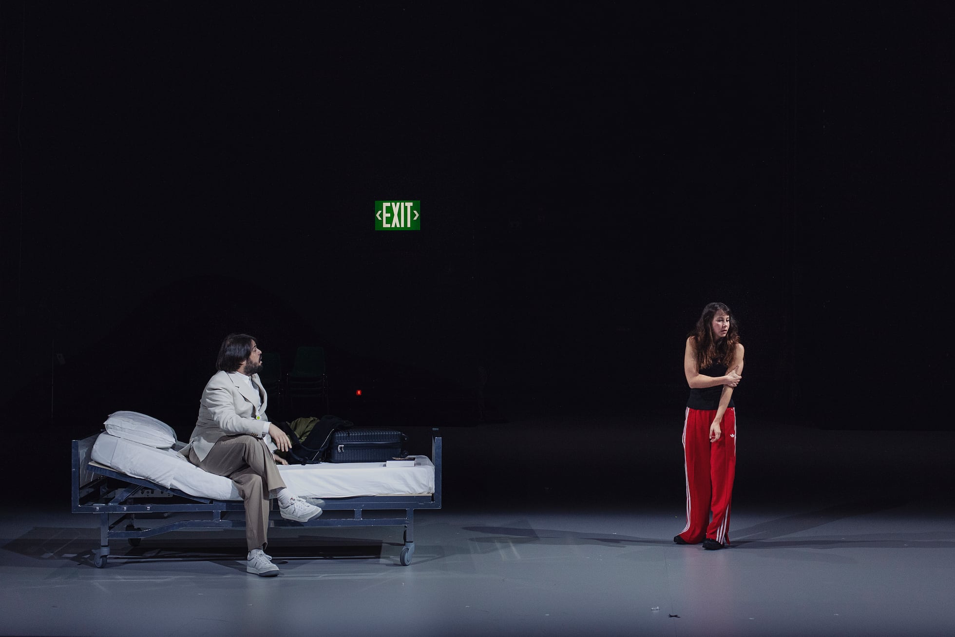 La intérprete y el director estrenan ‘Personas, lugares y cosas’, de ...