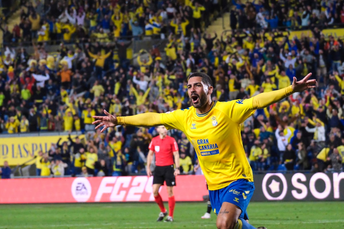 Marc Cardona aúpa al Las Palmas y parte al Valencia | Fútbol | Deportes ...