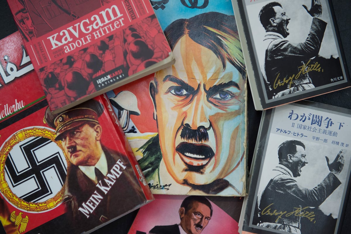 Cien años de ‘Mi Lucha’, la biblia del nazismo que se vende libremente ...