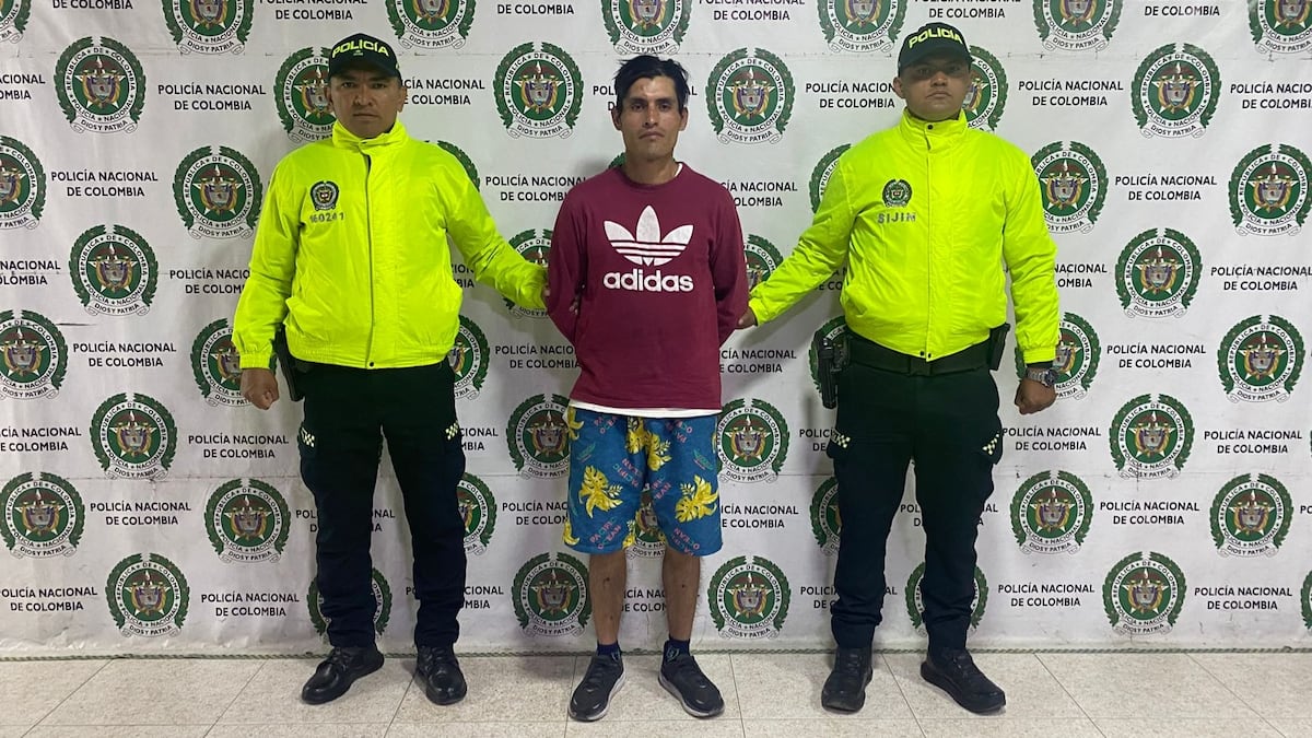 Bogotá: Capturado un hombre que intentó quemar la casa de su expareja ...