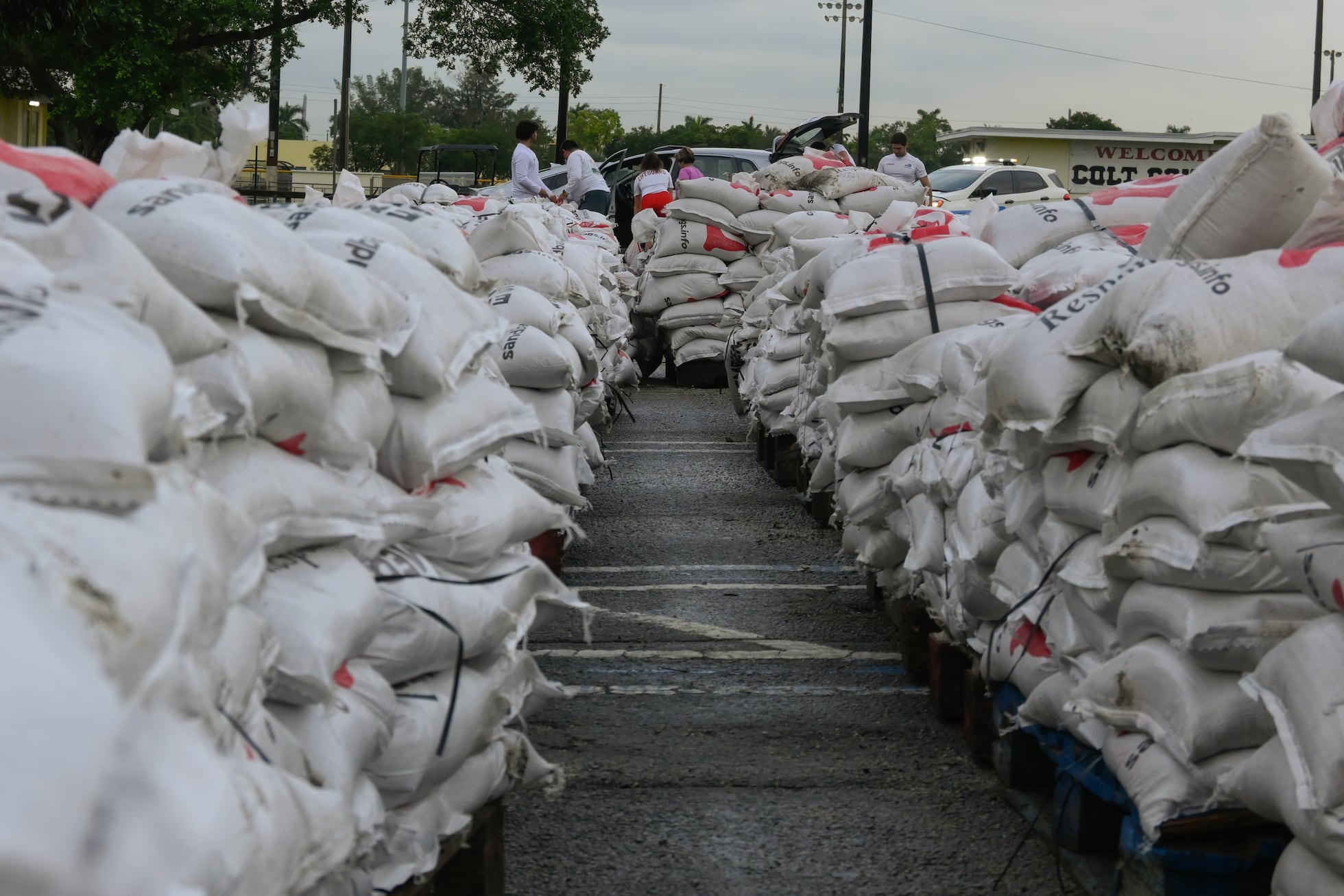 Photos | Florida prepares for Hurricane Milton | Fotos | U.S. | EL PAÍS ...