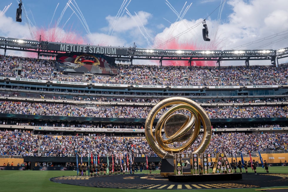 Bokep siskaeee sotwe i was unable to notice MM's scars on