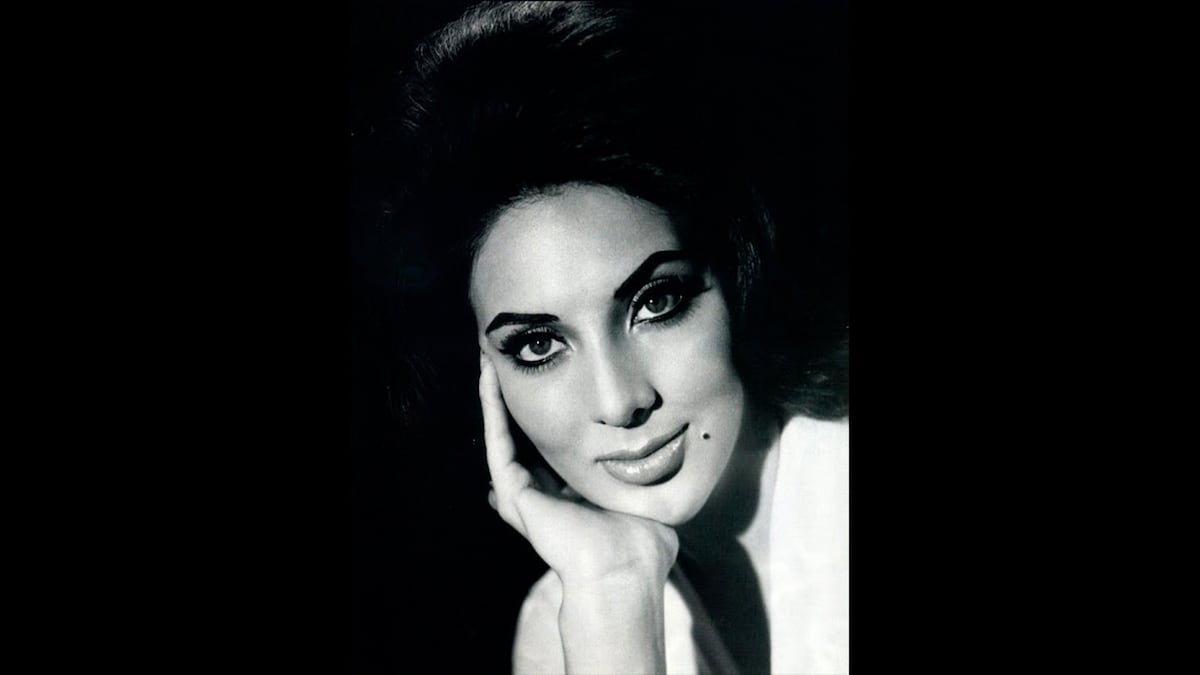 Muere Lorena Velázquez, la reina del cine fantástico y de ficción en ...