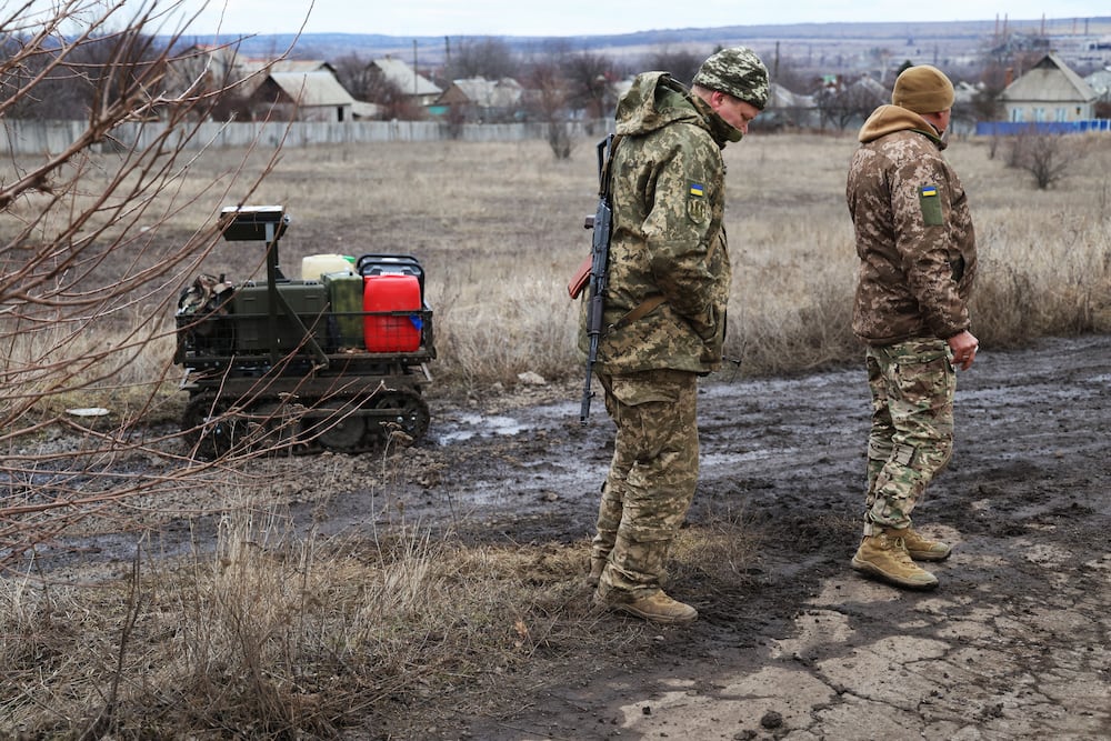 Ground robots push Ukraine toward a robotized infantry | International ...