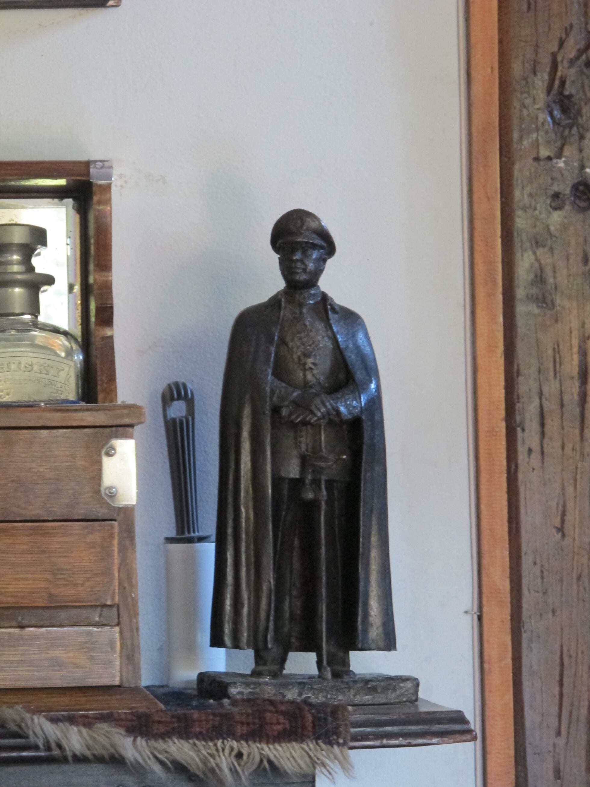 Augusto Pinochet en bronce: la historia oculta de la estatua del ...