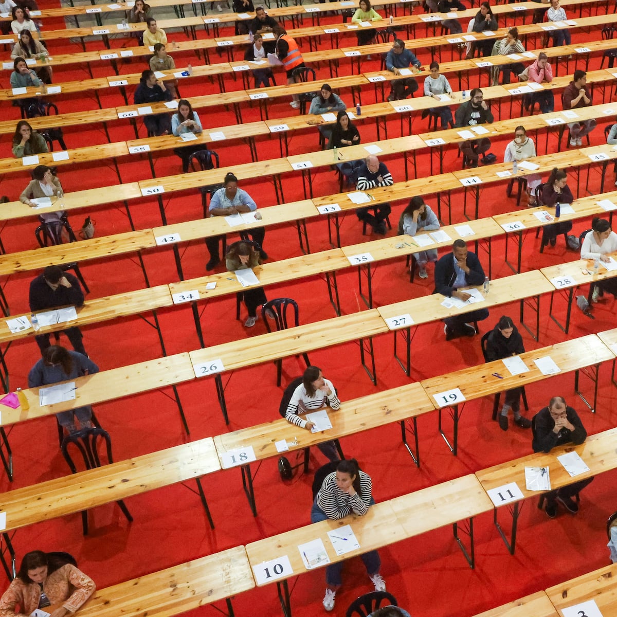 ¿Cuánto cobran los funcionarios en España (y por qué hay grandes diferencias entre ellos)? | El ...