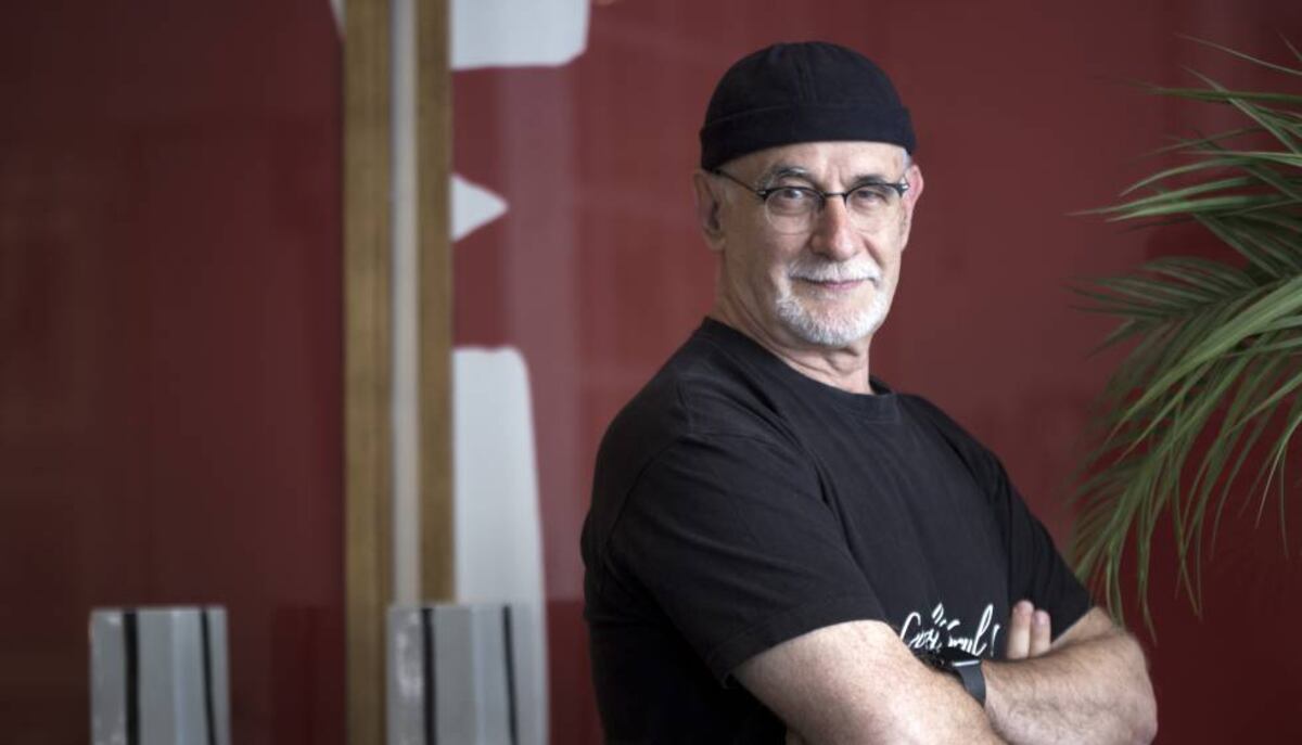 Ian Manook: “A los 70 no se construye obra ni carrera, se escribe por ...