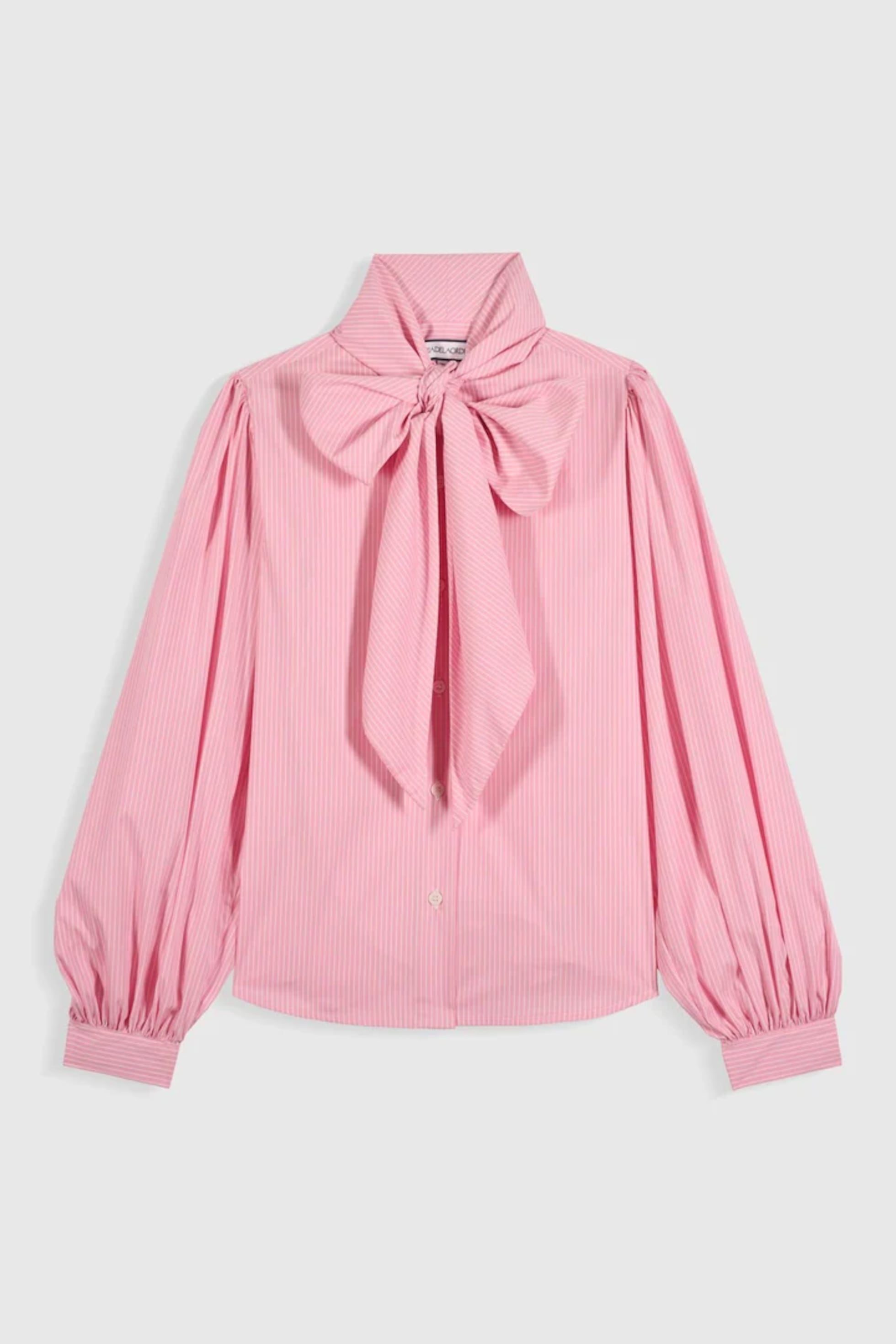 El furor y la nostalgia por la camisa ‘sharf’: claves para llevarla con ...