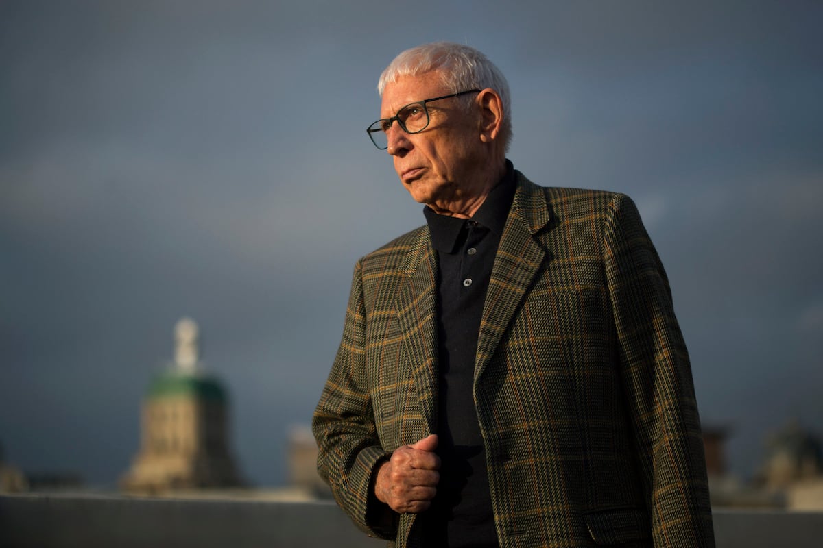 Raimon: “Hay una parte de la sociedad que aún llora la dictadura ...