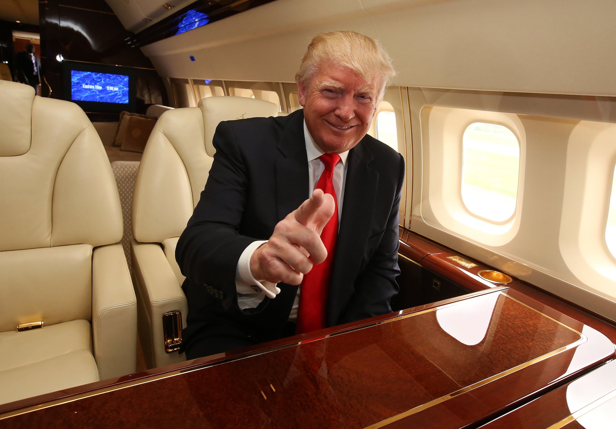 ‘For a billionaire, he has a crappy plane’: Why does Donald Trump have ...