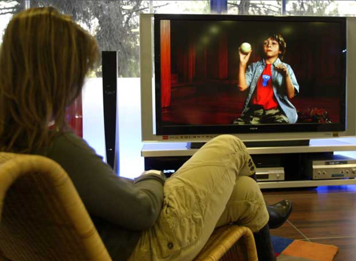 Exposición de un televisor plano de Sony, de 70 pulgadas | CiberPaís ...