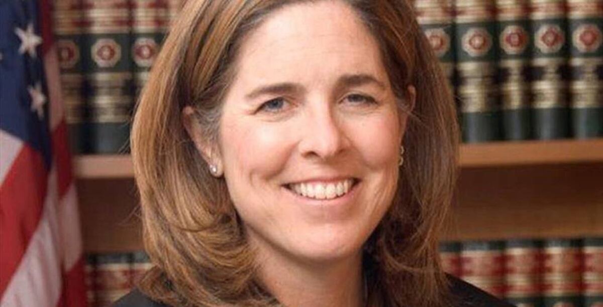 Ann Donnelly: A juíza que deu a primeira rasteira no presidente Trump | Internacional | EL PAÍS ...